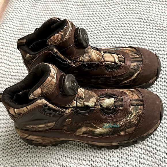 Cabela's | Shoes | Cabelas She Her Boa Camo Hiking Hunting Boots D ...